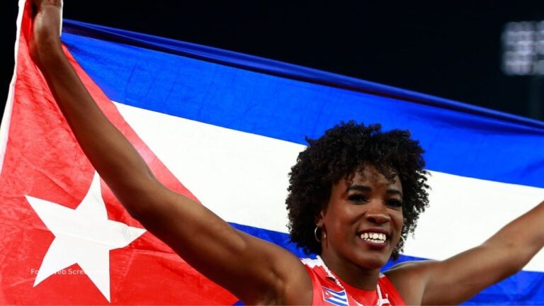 Triplista Leyanis Pérez gana en Francia con salto record